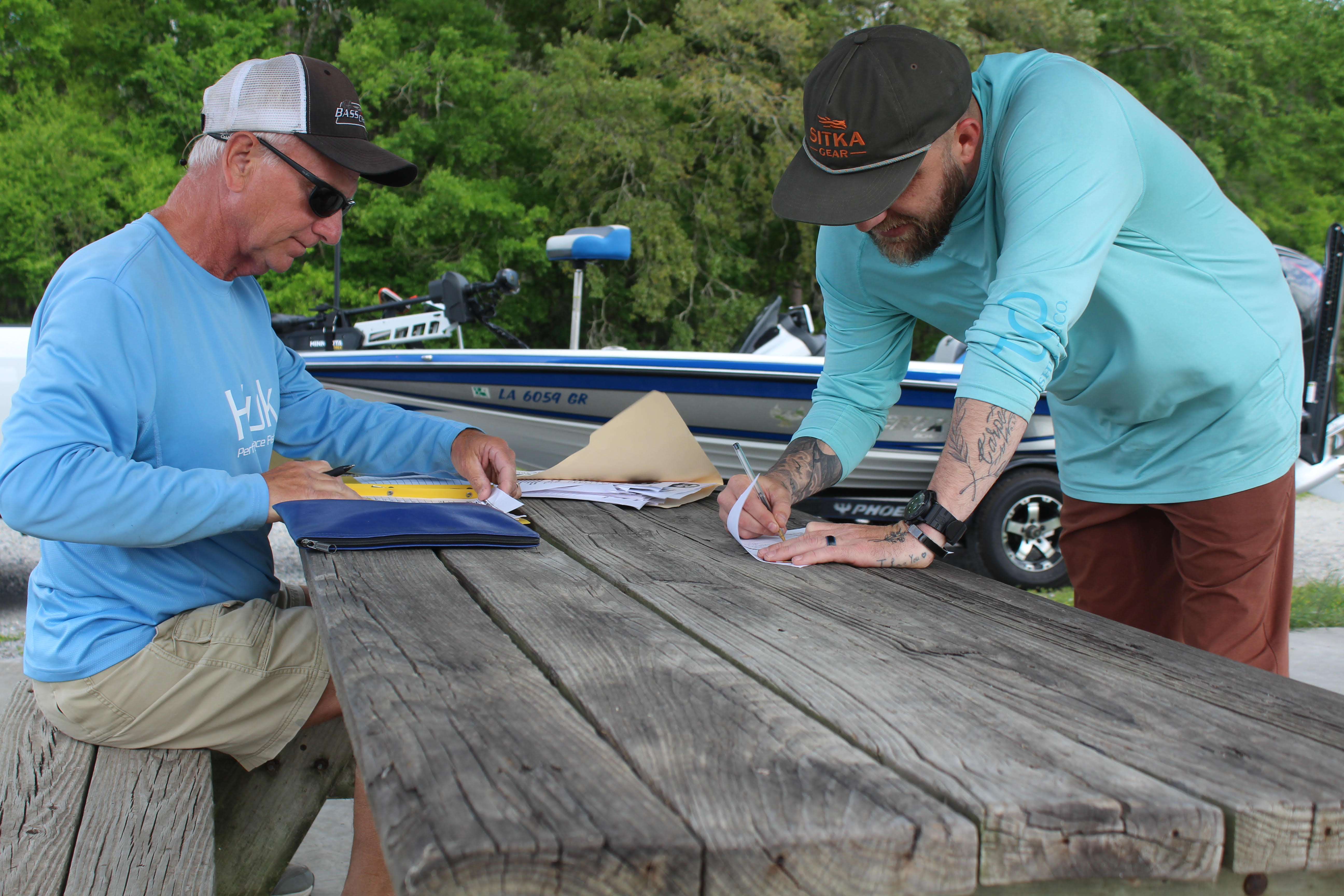 Daigle’s 3.65-pounder, Pattillo’s kicker key team’s Hawg Fight win ...