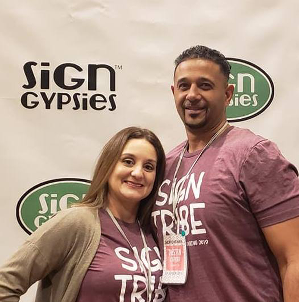 Sign Gypsies owner sees business flourishing | The Daily Iberian