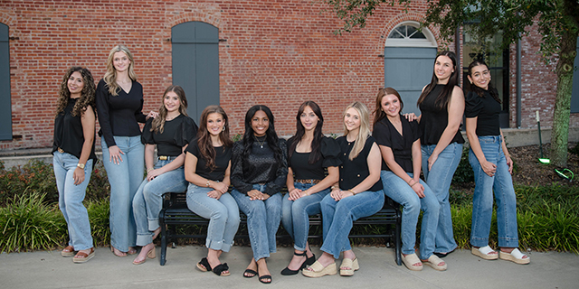 Delcambre High School announces Homecoming Court | The Daily Iberian